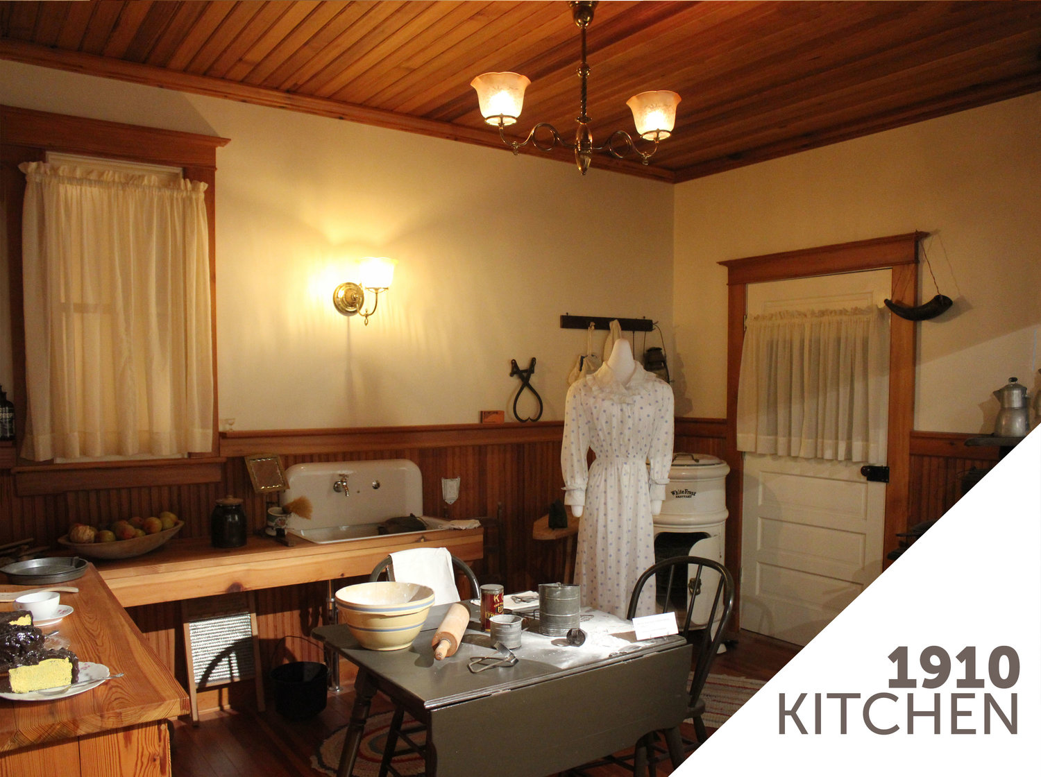 Historic Period Rooms | The Grace Museum